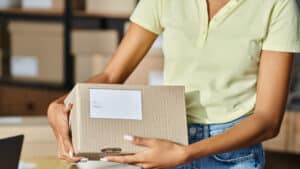 Small Package Shipping: What You Need to Know?