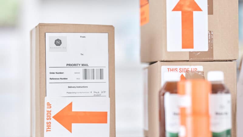 Do Shipping Labels Expire? - SFL Worldwide
